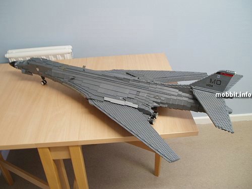 MOBBIT: Your Mobility / Самолеты из конструктора LEGO (30 фото)